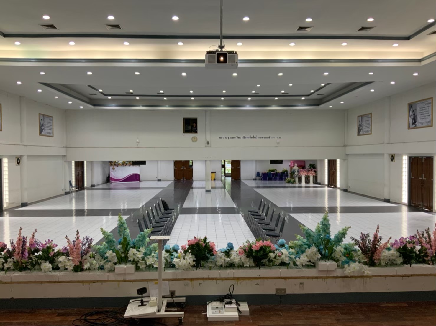 LINE_ALBUM_ระบบภาพและเสียงห้องประชุมใหญ่ ม_2.เทคโน – VVS TECHNOLOGY